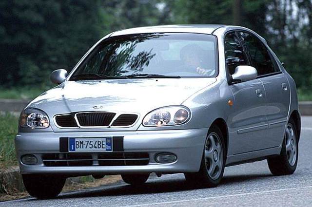 سوق المستعمل .. دايو لانوس بـ 140 ألف جنيه