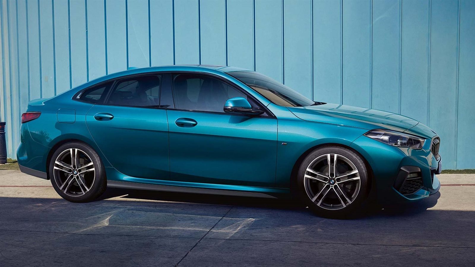 سعر BMW "SERIES 2" i218 موديل 2023 في مصر