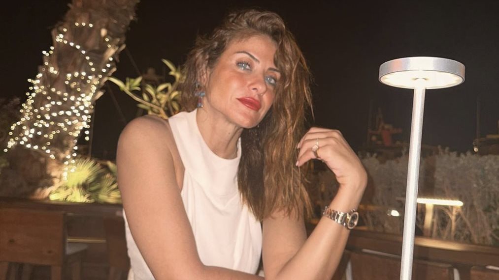 شاهد هيدي كرم تخطف الأنظار بجمالها في أحدث ظهور