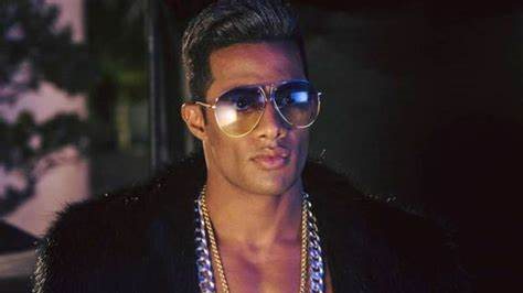 They hit one another with pens... The complete story of Mohammad Ramzan ...