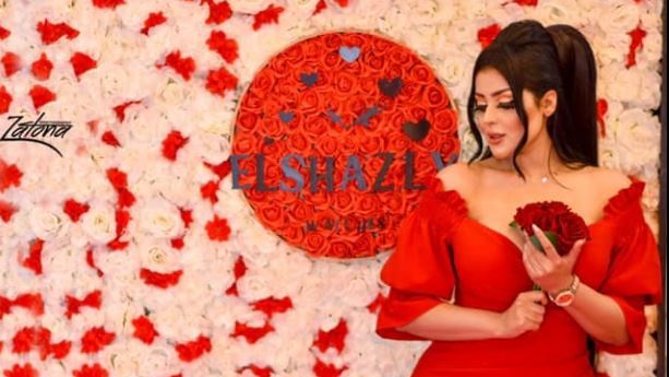 بفستان أحمر جريء سلمى الشيمي تثير الجدل من جديد في عيد الحب