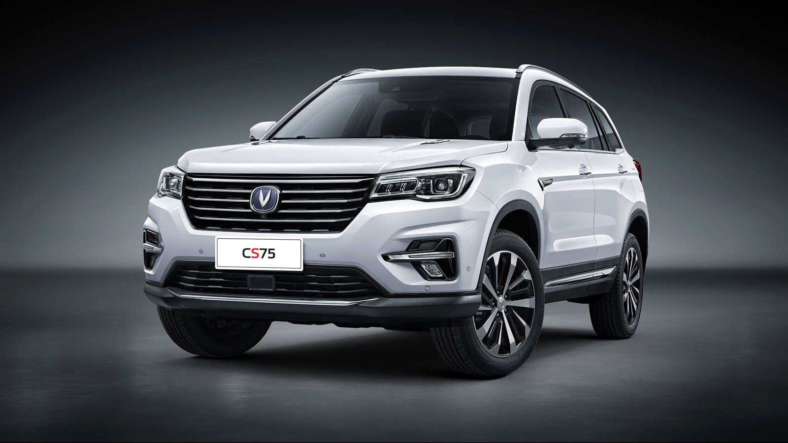 مواصفات وأسعار شانجان CS75 موديل 2021 في قطر | صور