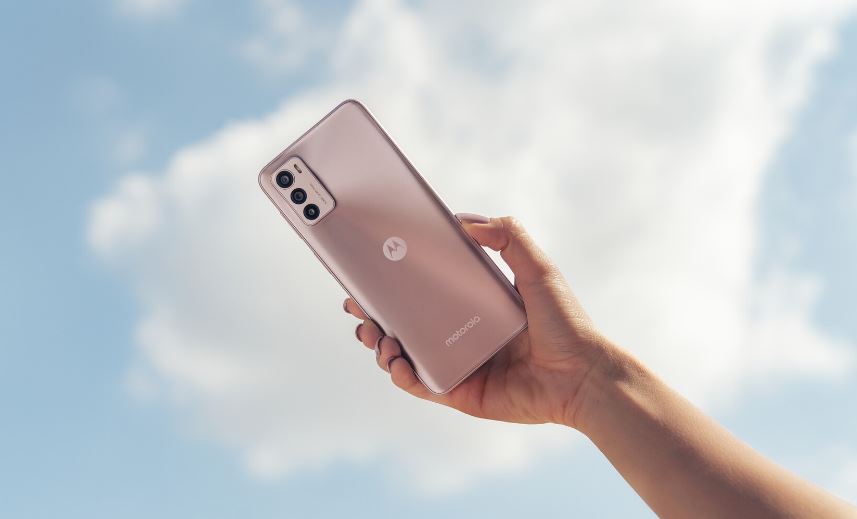 موتورولا تكشف عن تشكيلة هواتفها الذكية Moto G لعام 2022
